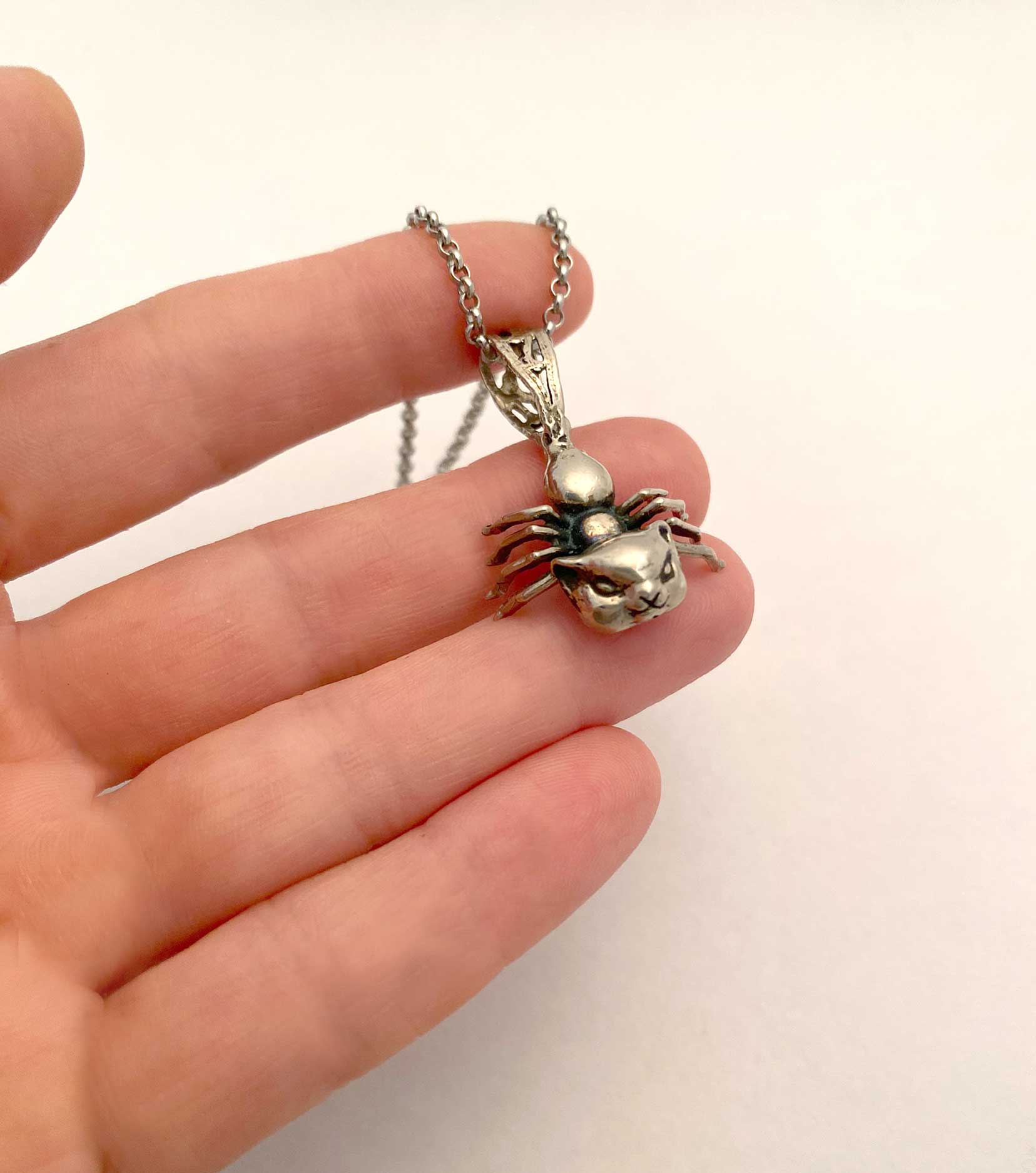 Spider Cat Necklace – Anomaly