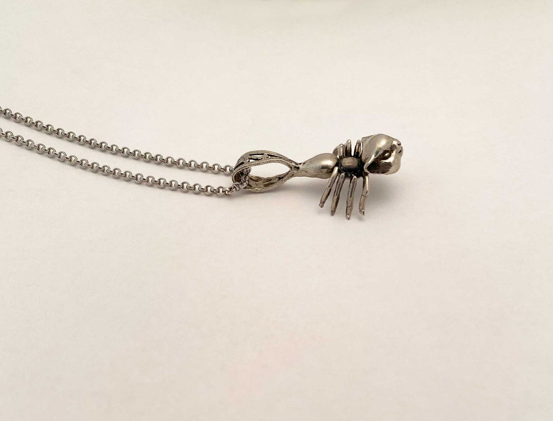 Spider Cat Necklace – Anomaly